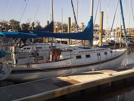 1981 Endeavour 32 Sailboat