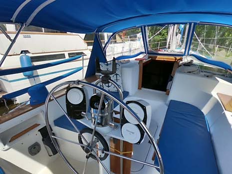1984 Endeavour 38 Aft Cockpit Sailboat