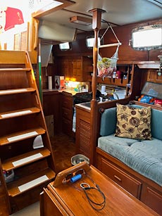 1983 Endeavour 40 Sailboat