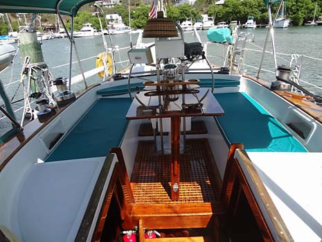 1985 Endeavour 42 Sailboat