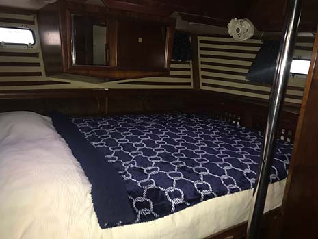 1983 Endeavour 43 Sailboat