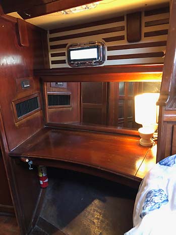 1980 Endeavour 43 Ketch Sailboat