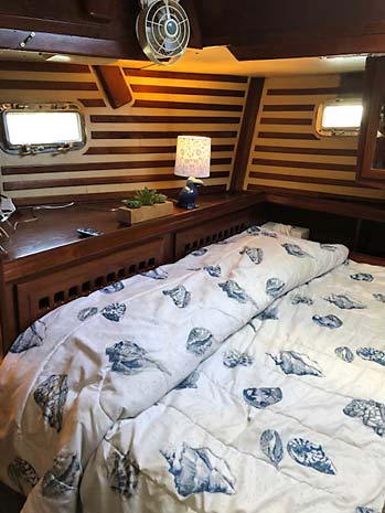 1980 Endeavour 43 Ketch Sailboat