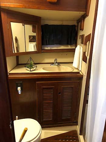 1980 Endeavour 43 Ketch Sailboat
